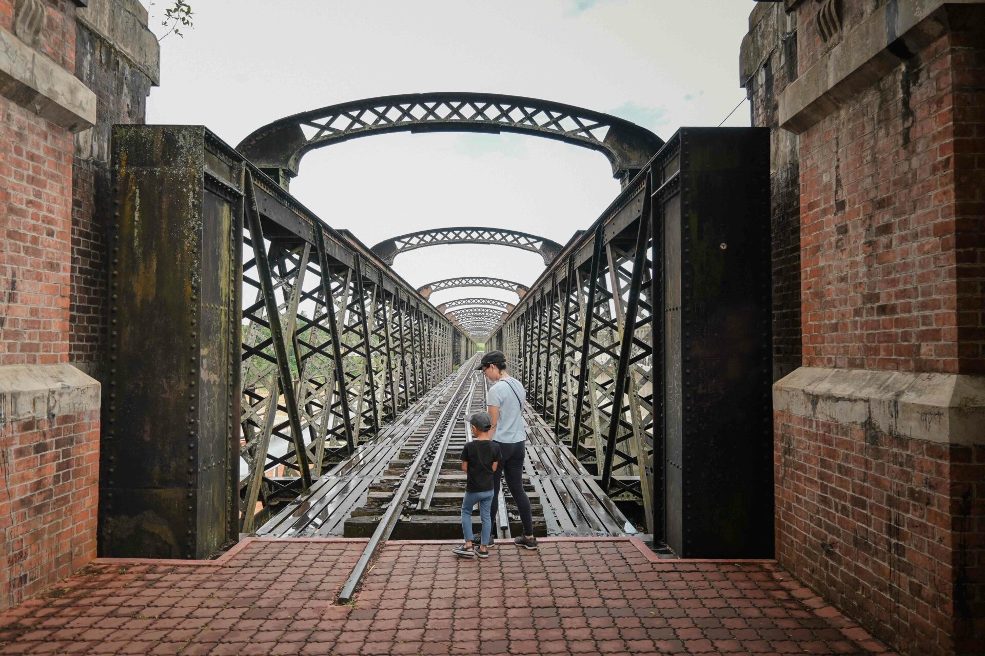 Home | Victoria Bridge, Karai